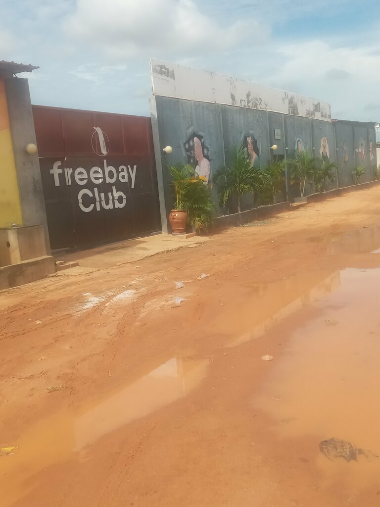 Restoran Freebay Club, Loanda, foto