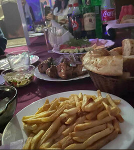 Viktoriya (Belokamennoe Highway No:1к1, Vidnoye), kafe  Vidnoye'den