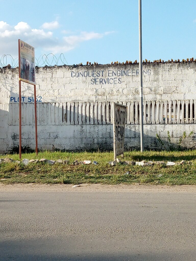 Otomobil servisi Conquest Engineering Services, Lusaka, foto