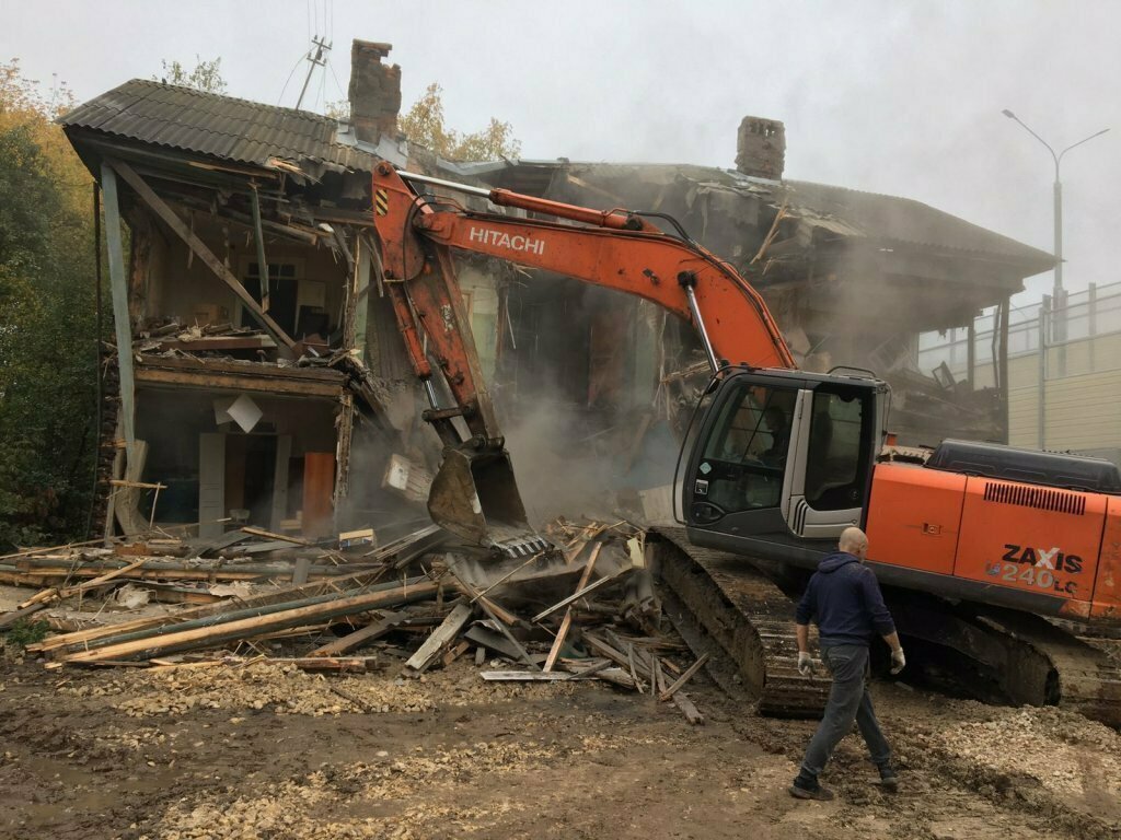 Bina yıkım hizmetleri Demontazh Centr, Murino, foto