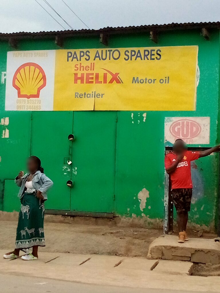 Detaylı oto bakımı Saupri Auto Spares, Lusaka, foto