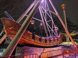 Ferris Wheel (Kaliningrad, Leningradskiy rayon, istoricheskiy rayon Tragkhaym-Palve), lunapark  Kaliningrad'dan