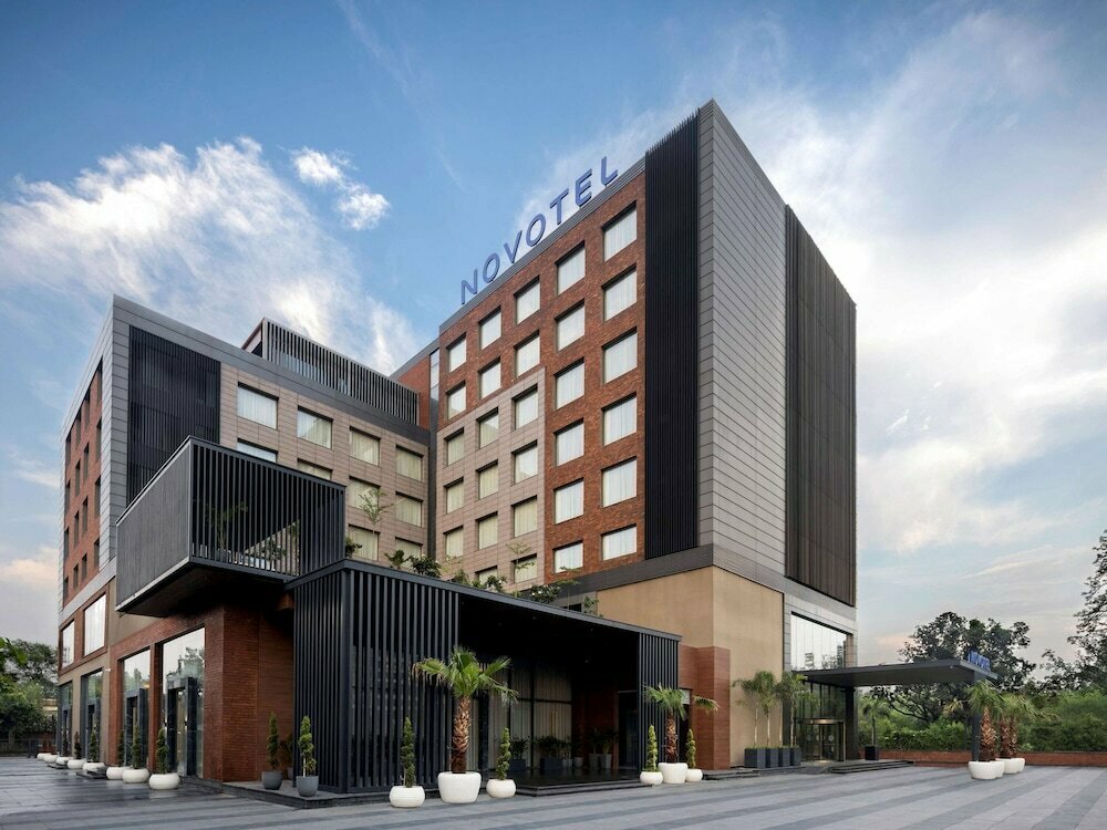 Otel Novotel Chandigarh Tribune Chowk, Çhandigarh, foto