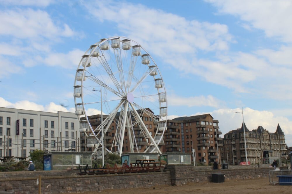 Otel The Parasol Weston, İngiltere, foto