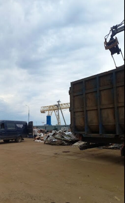 Hurda metal alımı Прием металлолома, Novgorodskaya oblastı, foto