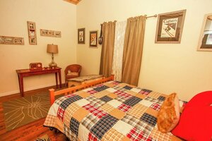 Knight Cabin (Montana, Lewis and Clark County, Knight Street), otel  Big Bear Lake'ten