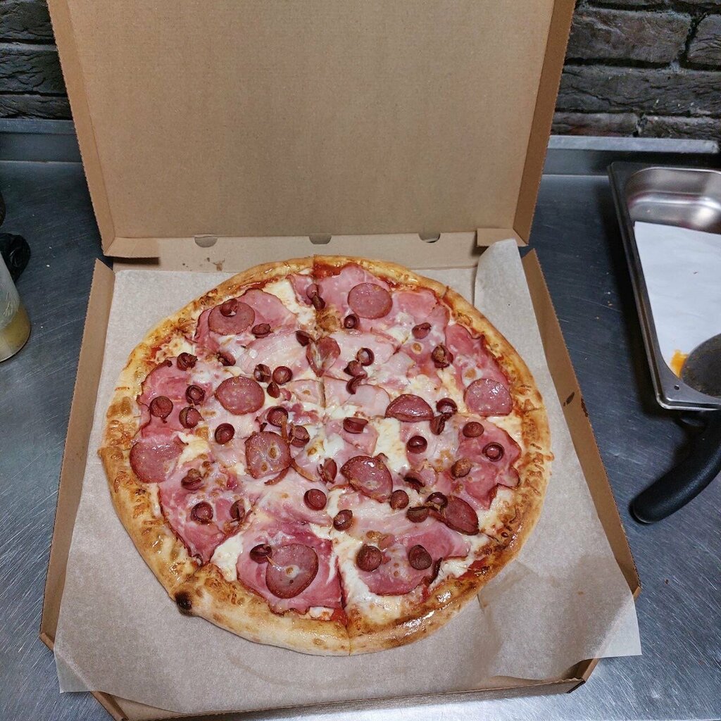 Pizzacılar Time pizza, Minsk, foto