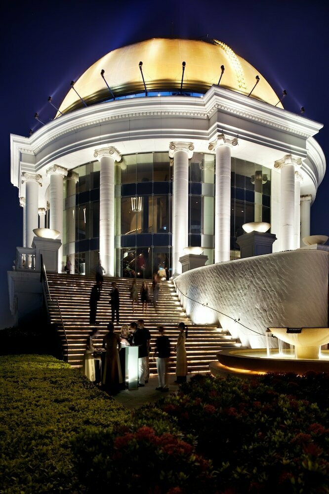 Otel Lebua at State Tower, Bangkok, foto