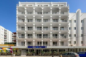 Hotel Vibra Vila (Calle Galicia No:12, Ibiza), otel  İbiza'dan