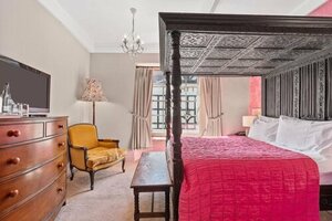 The Ancient Gatehouse Hotel (England, Somerset County, Wells), otel