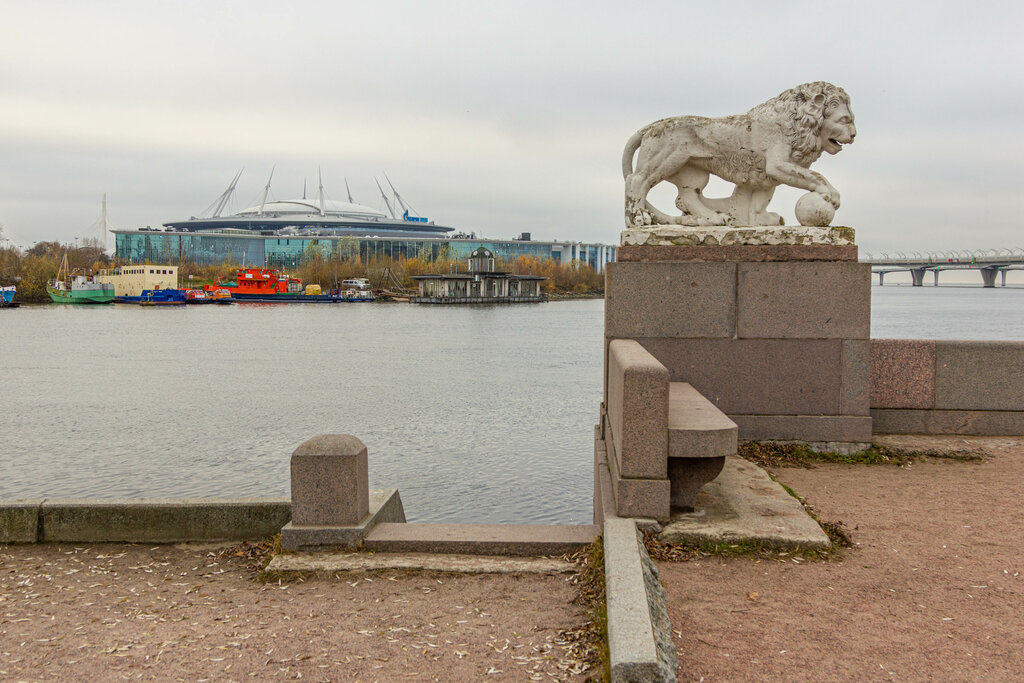 Park, sokak heykeli Лев, Saint‑Petersburg, foto