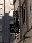 Hostal San Fernando (Calle San Fernando No:16, Santander), otel  Santander'den