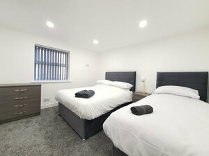 Dysa Banks Apartments (England, Blackpool), otel  Blackpool'dan