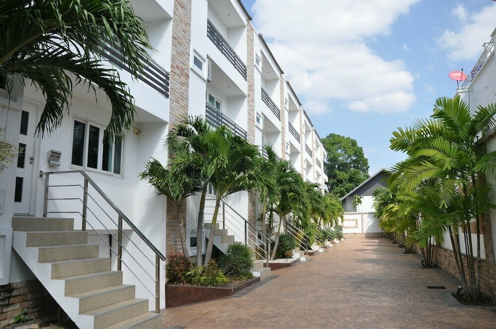 Otel Hidden Palm Pool Villas, Pattaya, foto