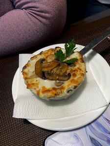 Med (Sovetskaya ulitsa No:22А), kafe  Kizel'den