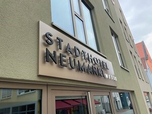 Stadthotel Neumarkt Mitte (Kastengasse No:37, Neumarkt i.d. OPf.), otel  Neumarkt'tan