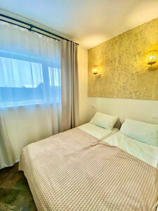 Fazenda (Ushakovskaya ulitsa No:31, derevnya Nizino), otel  Saint‑Petersburg ve Leningradskaya oblastından