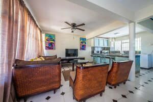 Nenuphar Apartment by Dream Escapes (Black River), otel  Dünya'dan
