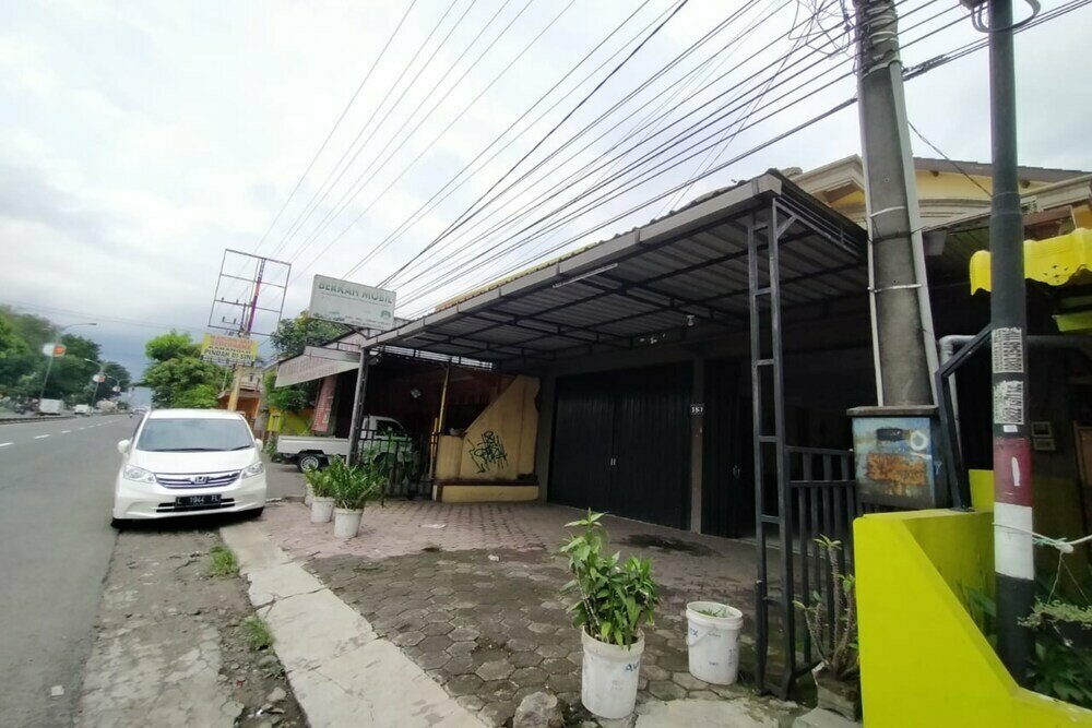 Otel Spot On 2689 Safira Family Residence Syariah, , foto