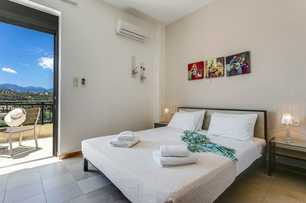 Otel Villa Selena - Lux 4bd Residence, Dünya, foto