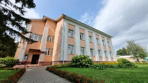 Biblioteka Tsentralnaya Rayonnaya (vulica Ivana Jakuboŭskaha No:40), kütüphaneler  Gorki'den