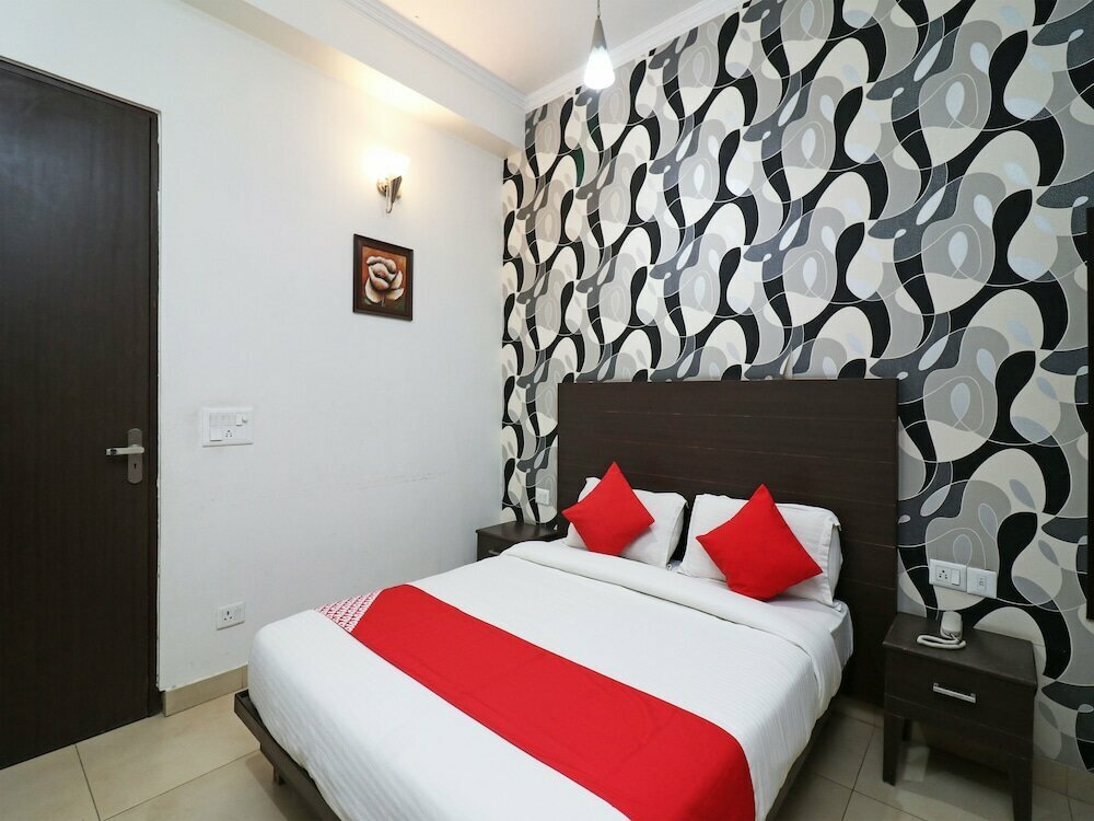 Otel Oyo 2484 Hotel Silver Star, Rajasthan, foto