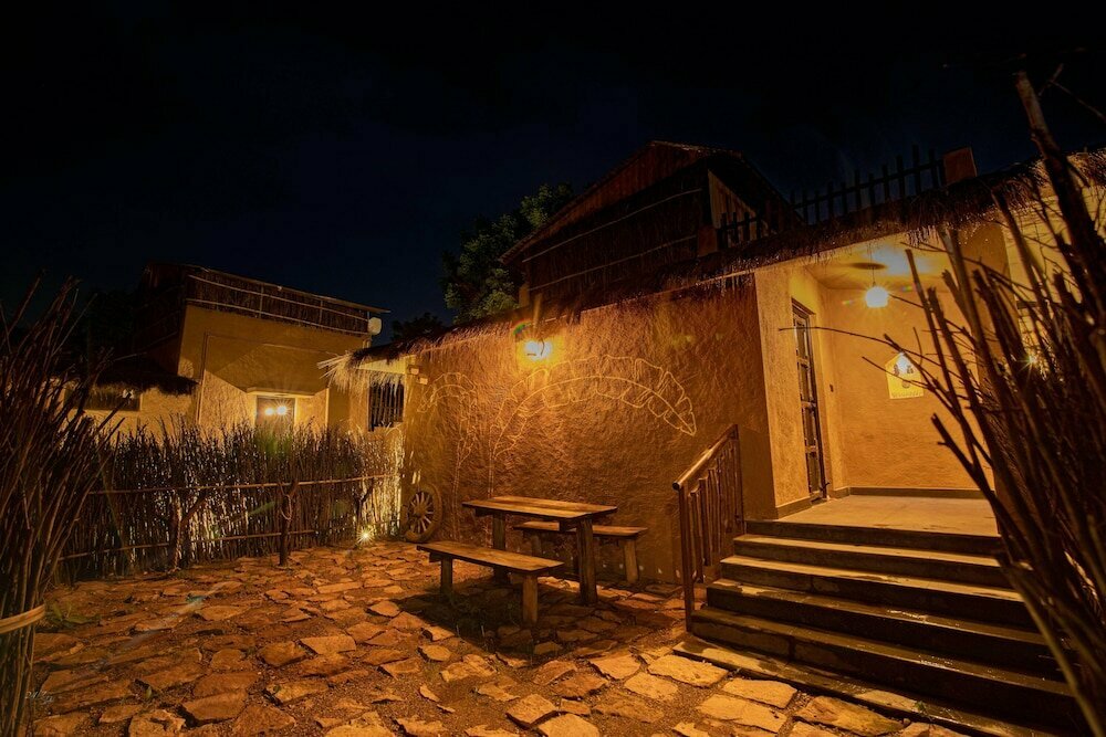 Otel Karandla Farm And Resort, Maharaştra, foto