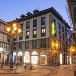 Hostal Boutique Puerta del Sol (Calle Martínez y Ramón No:4, Cartes, Torrelavega), otel  Kantabria'dan