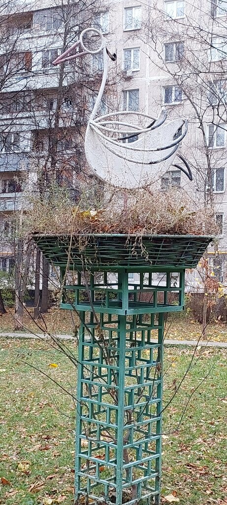 Park, sokak heykeli Аист в гнезде, Moskova, foto