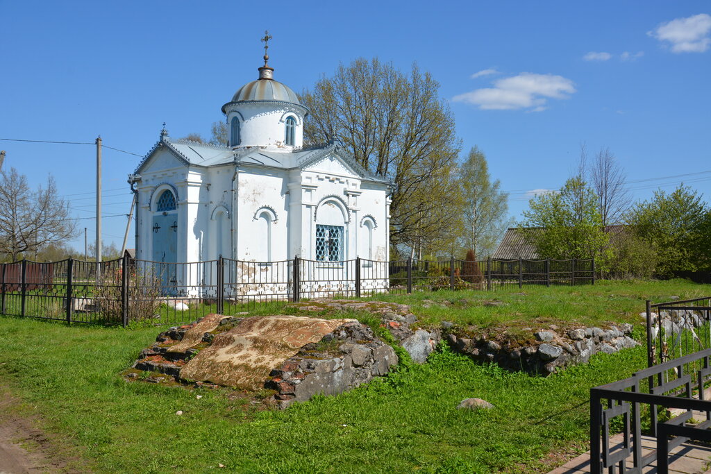 Ortodoks kiliseleri Ikony Bozhiyey Materi Smolenskaya Chapel, Pskovskaya oblastı, foto