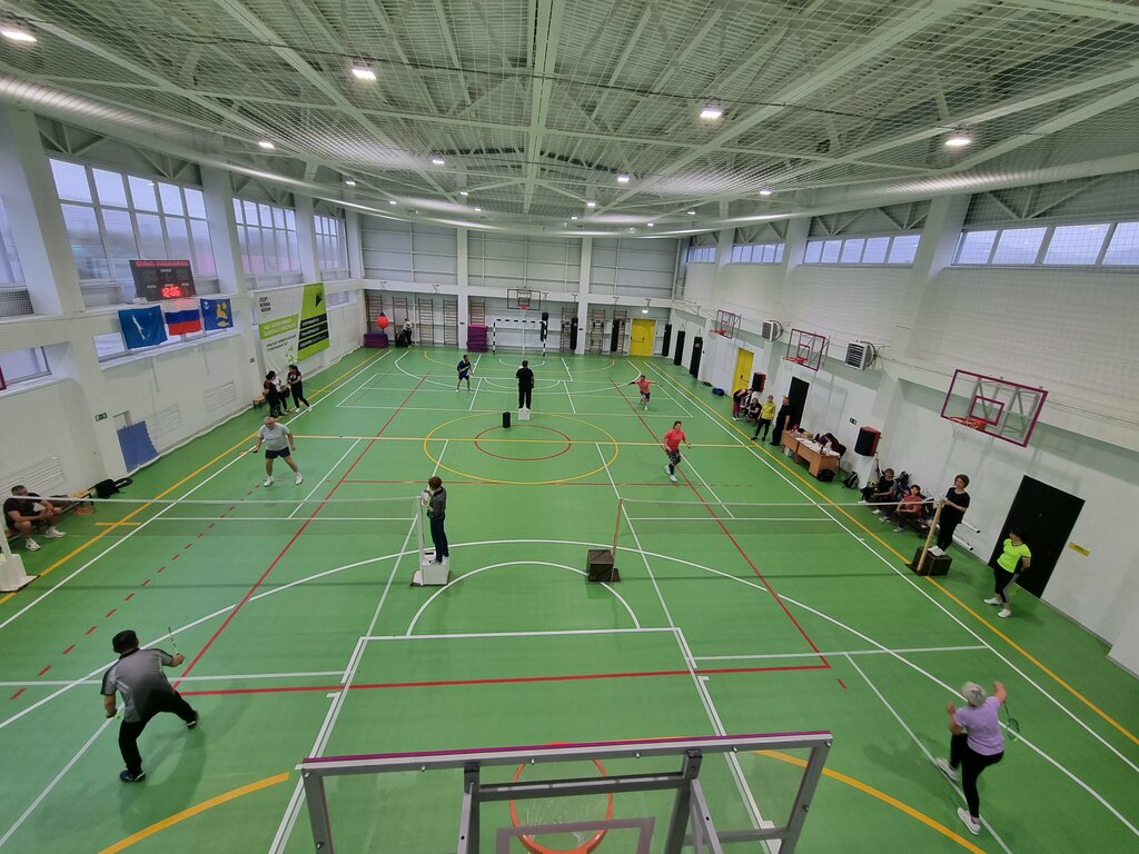 Spor okulları Крытый универсальный спортивный зал, Sahalin Bölgesi, foto