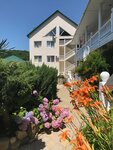 Gostevoj dom Anzhela (No:28А, mikrorayon Yablonevy Sad, selo Plyakho), otel  Krasnodarski krayından