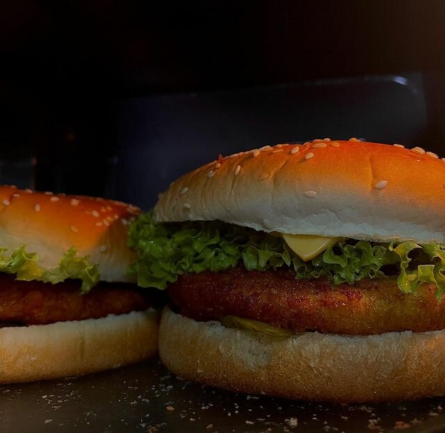 Fast food Guenos, Suhum, foto