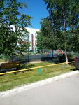 Sports ground (Khanty-Mansi Autonomous Area, Surgut, mikrorayon A), spor alanı  Surgut'tan