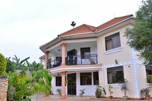 Royal Victoria House (Kampala, York Terrace), otel  Kampala'dan
