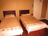 The Okeover Arms (England, Halton, Appleton), otel  İngiltere'den