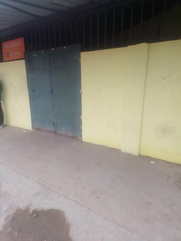 Cep telefonu ve aksesuarları satış mağazaları Unitel, Loanda, foto