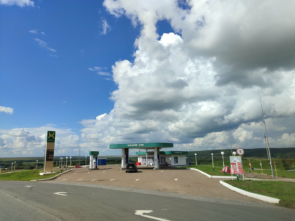 Benzin istasyonu Tatnefteprodukt, Tataristan, foto