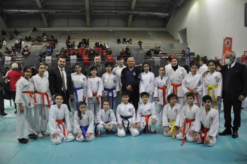 Spor kulüpleri Cesur Spor Kulübü, İstanbul, foto