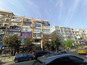 Estebien Estetik Merkezi (İstanbul, Bakırköy, Zeytinlik Mah., Yakutlu Sok., 1), güzellik salonu  İstanbul'dan