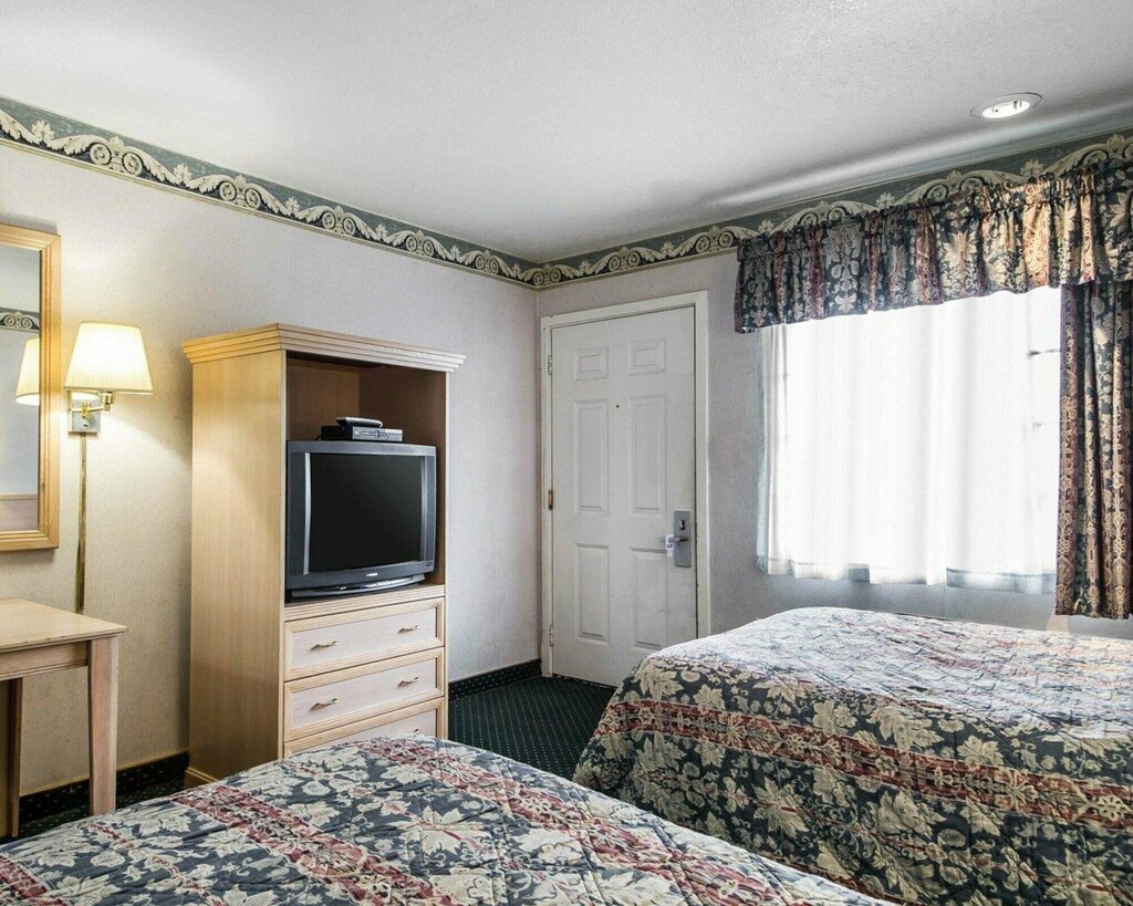 Otel Rodeway Inn Monterey Near Fairgrounds, Monterey, foto