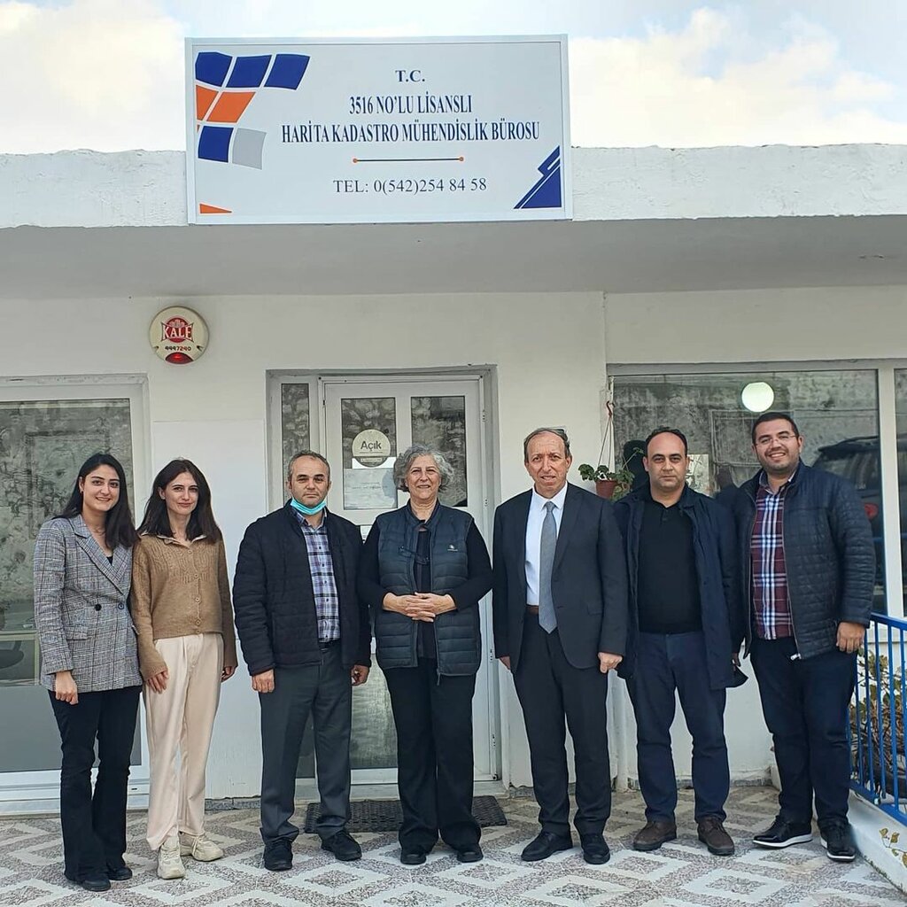 Lisanslı harita kadastro büroları Lihkab Karaburun, Karaburun, foto
