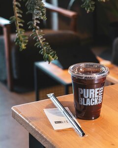 Pure Black (Kocaeli, İzmit, Yahyakaptan Mah., Güzelbahçe Sok., 2), kafe  İzmit'ten