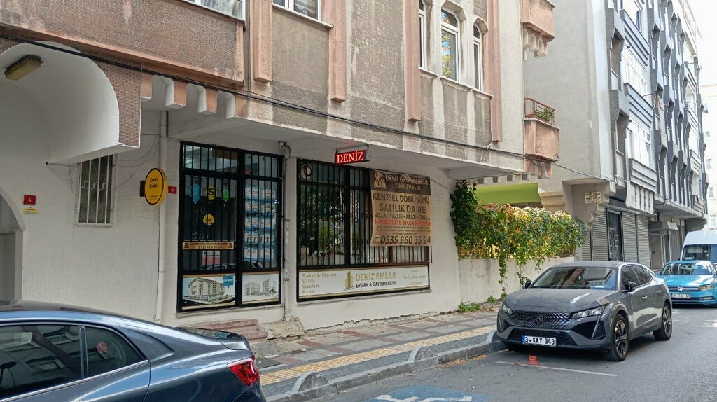 Emlak ofisi Deniz Emlak, İstanbul, foto