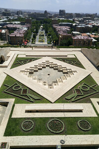 Fountain (Yerevan, The Administrative District of Kentron, Poqr Kentron District), çeşme  Erivan'dan
