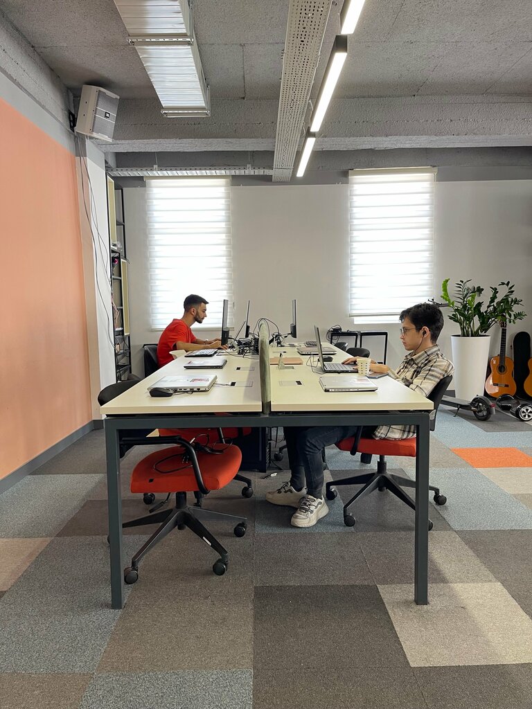 Eğitim merkezleri Baku Design Academy, Bakü, foto