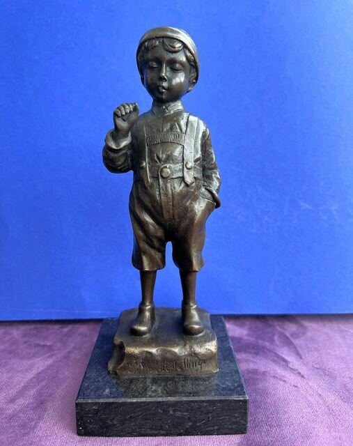 Antikacı dükkanları Retro, Öskemen (Ust‑Kamenogorsk), foto