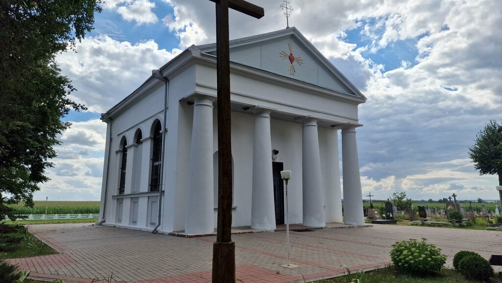 Katolik kiliseleri Church of the Sacred Heart of Jesus and St. Josaphat, Grodnenskaya oblastı, foto