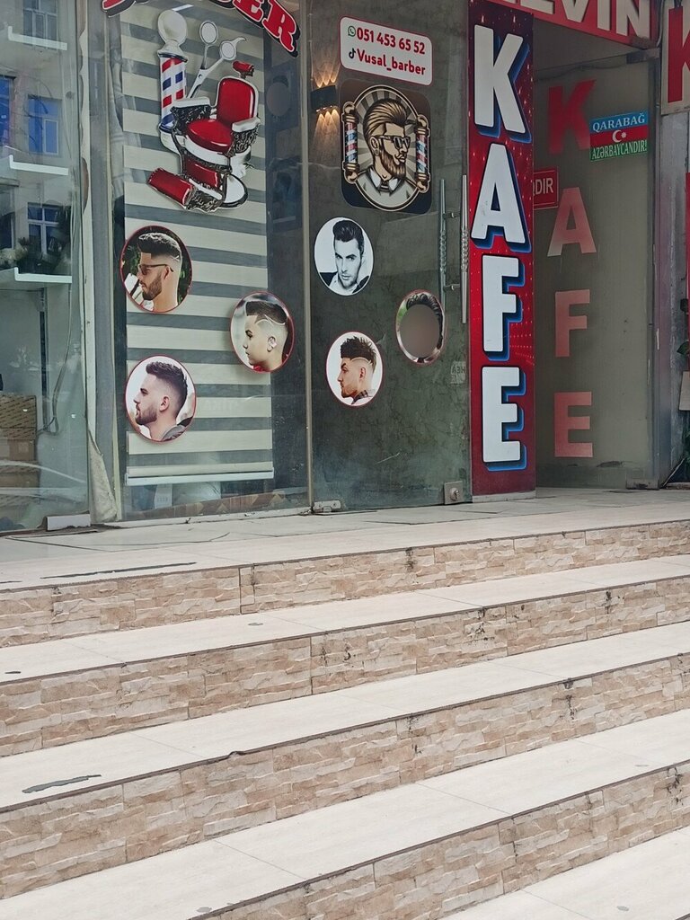 Berberler Bərbər, Bakü, foto