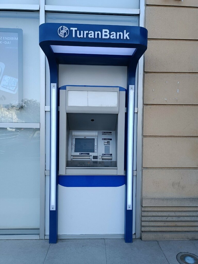 ATM'ler Turan Bank, Bakü, foto